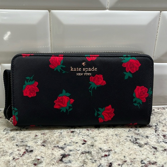 kate spade | Bags | Kate Spade Chelsea Rose Toss Printed Wallet Nwt ...